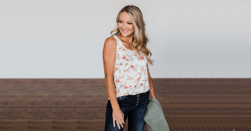 How to Perfect the “Front Tuck” | The Pulse Boutique