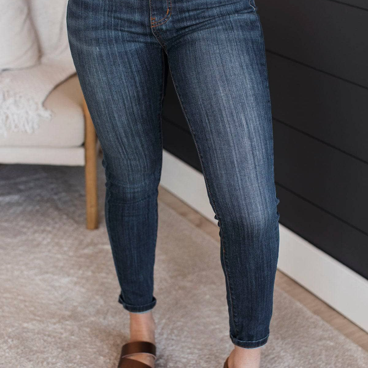 Judy Blue Skinny Jeans- Essie Wash – The Pulse Boutique