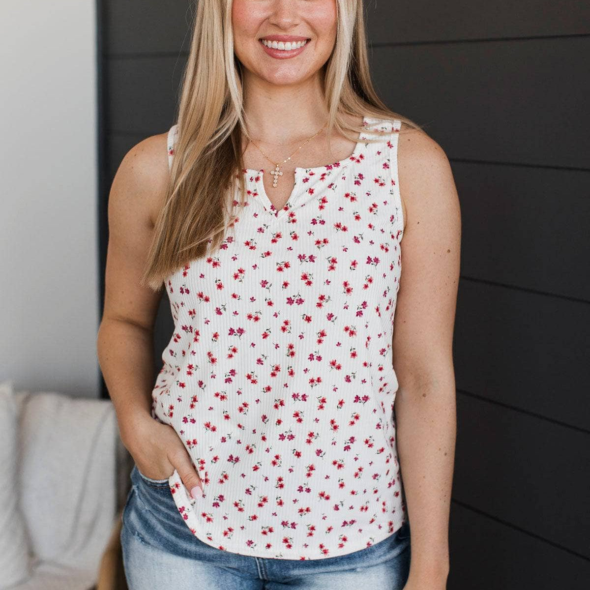 Happy Endeavors Floral Tank Top- Ivory – The Pulse Boutique