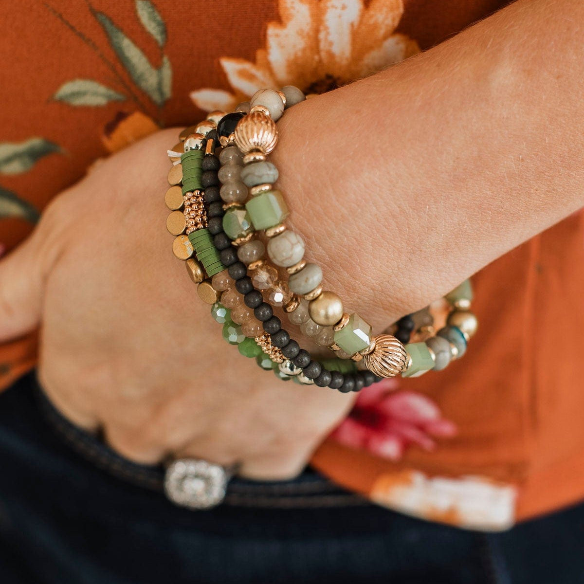 Seaside Beauty Bracelet Set- Green & Gold – The Pulse Boutique