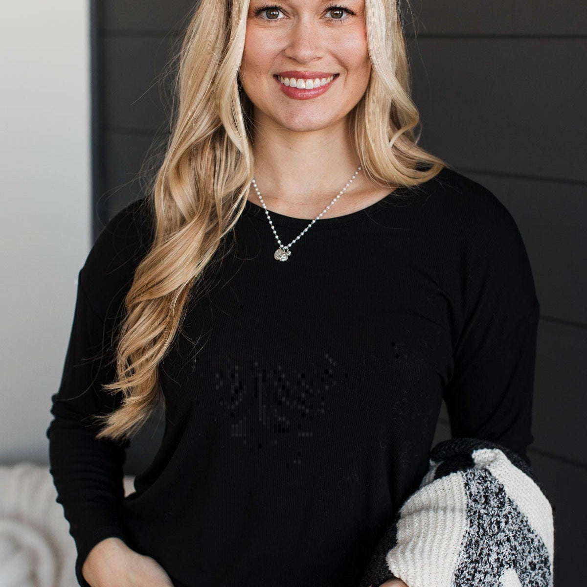 Sincere Wishes Long Sleeve Top- Black – The Pulse Boutique