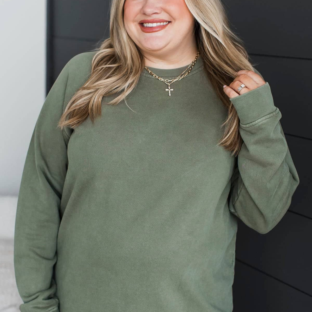 Thread & Supply Always Happy Pullover- Dusty Olive – The Pulse Boutique