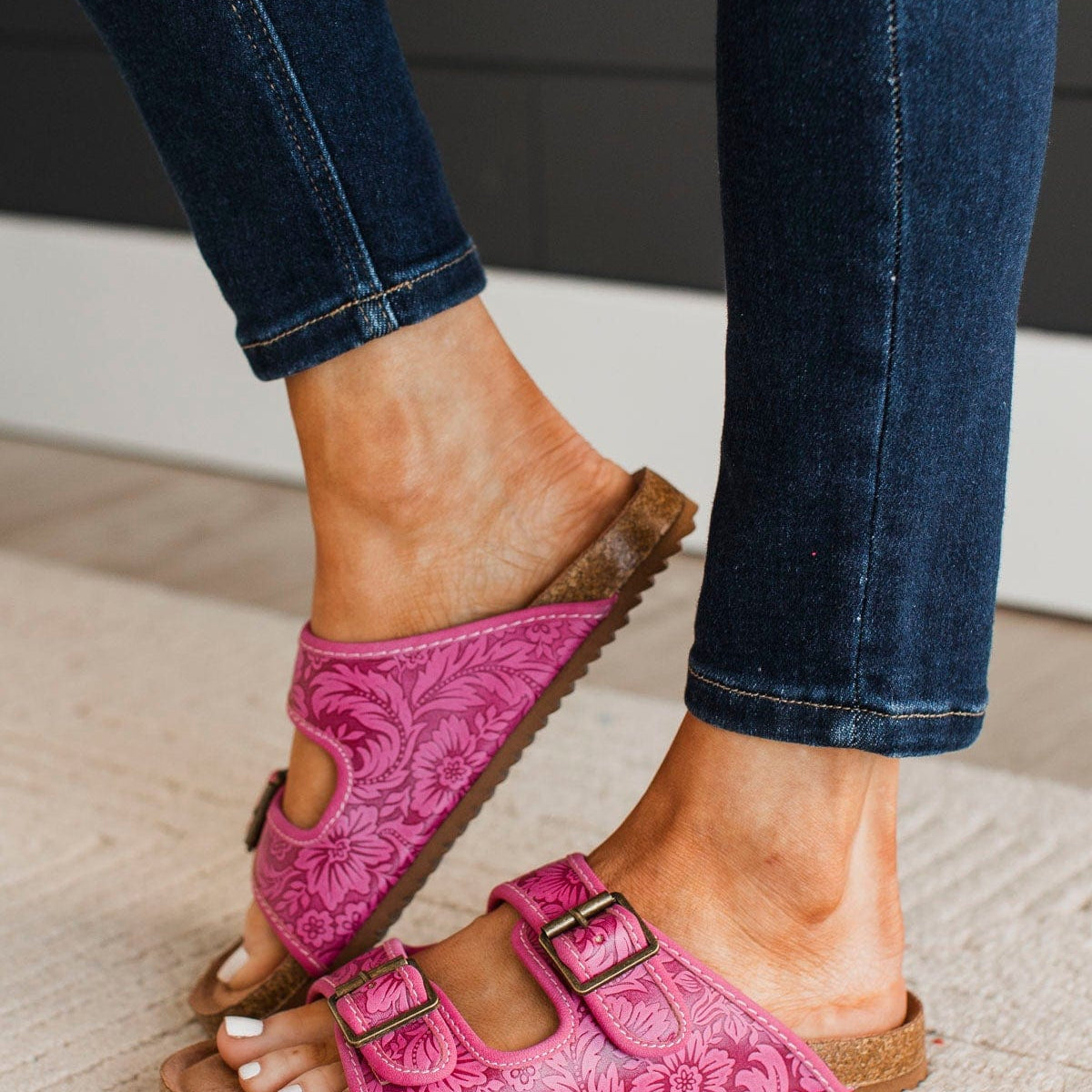 Very G Berry 2 Sandals- Pink – The Pulse Boutique