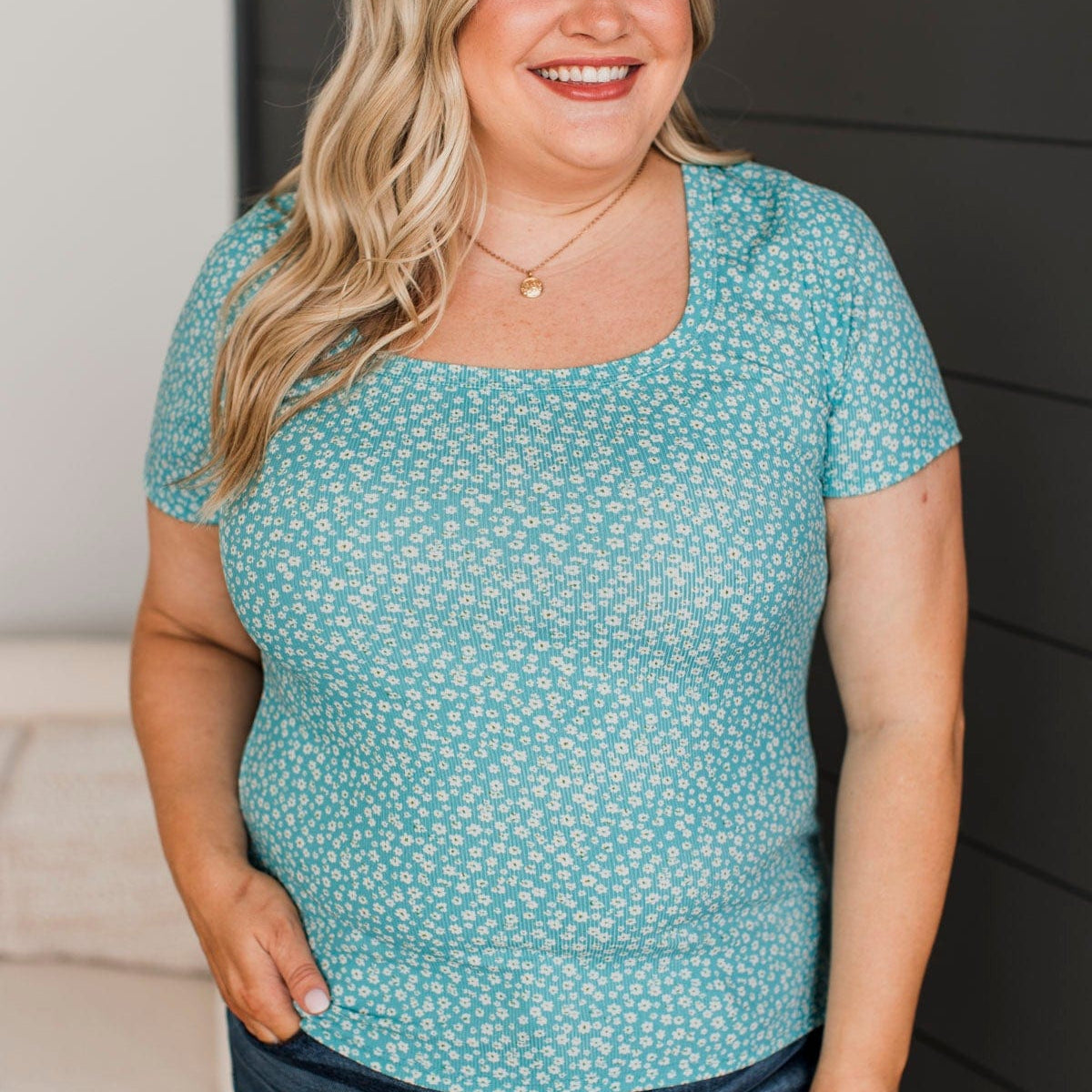 Got Me Good Short Sleeve Floral Top- Mint Blue – The Pulse Boutique