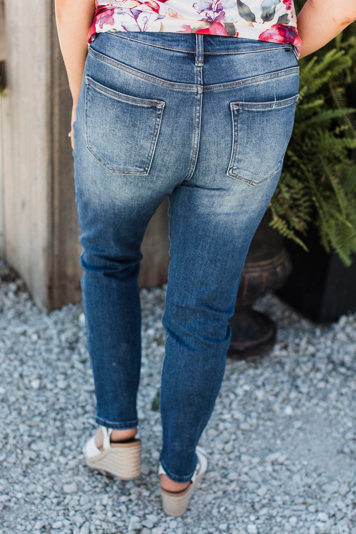 Risen Skinny Jeans- Reena Wash – The Pulse Boutique