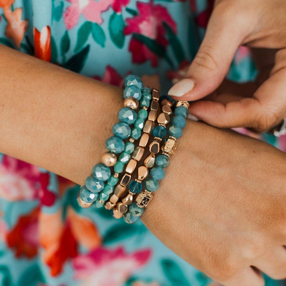 Classic Touch Beaded Bracelet Set- Turquoise – The Pulse Boutique