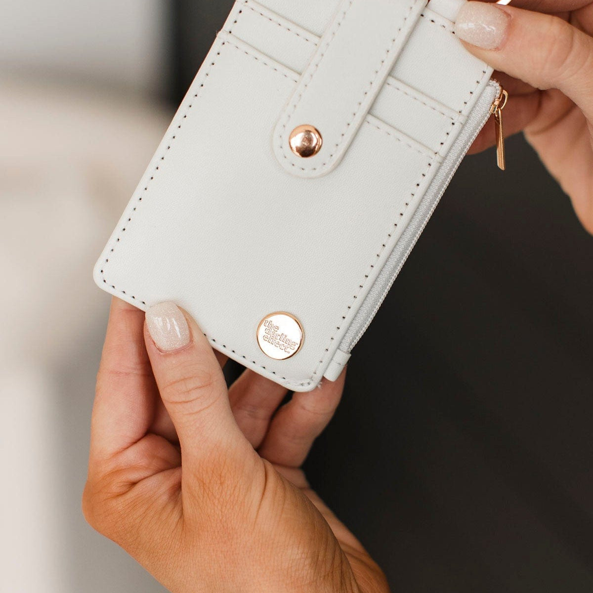 The Darling Effect Keychain Card Wallet- White – The Pulse Boutique