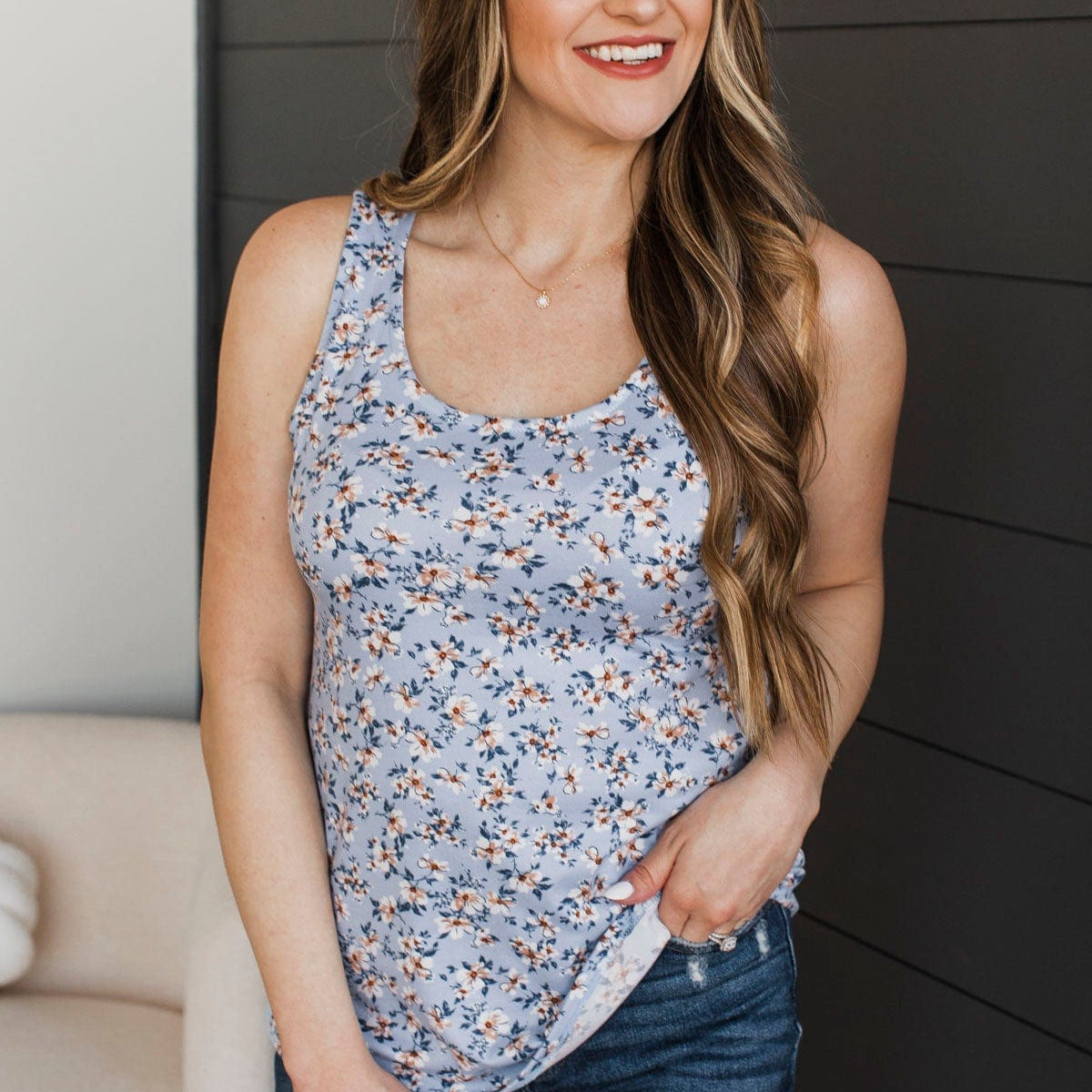 Look So Lovely Floral Tank Top- Powder Blue – The Pulse Boutique