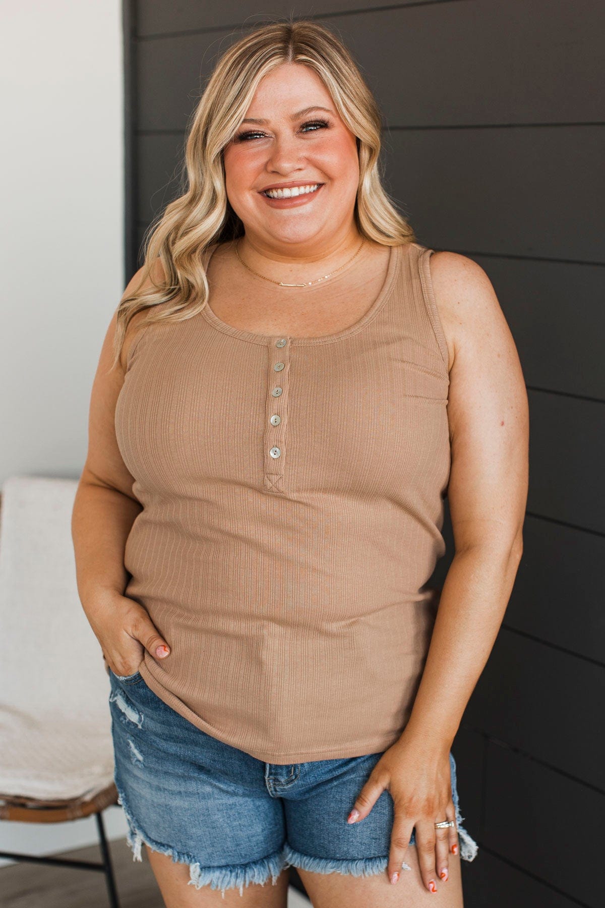 Never Looking Back Ribbed Tank Top- Nude – The Pulse Boutique