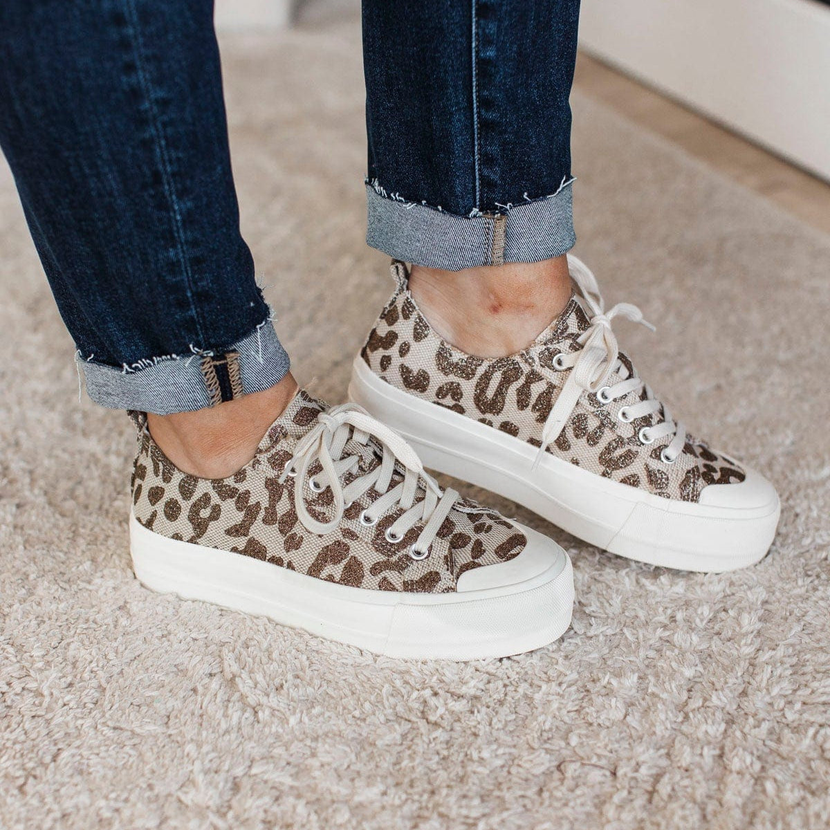 Corky's Take The Lead Sneakers- Tan Sparkle Leopard – The Pulse Boutique