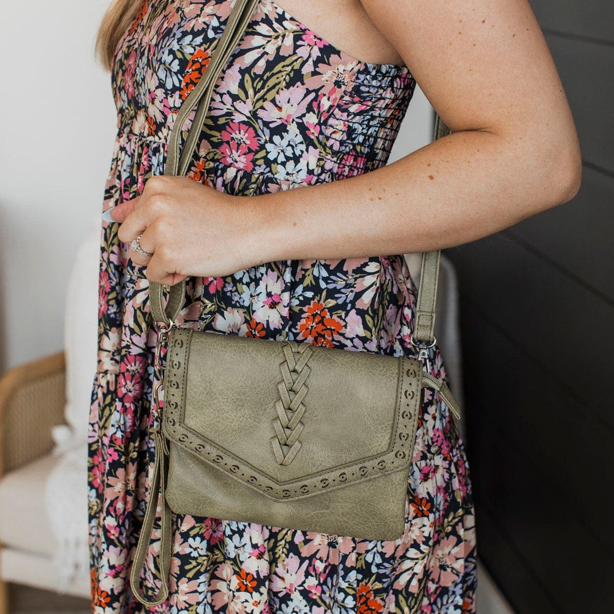 Want It All Crossbody Purse- Sage – The Pulse Boutique