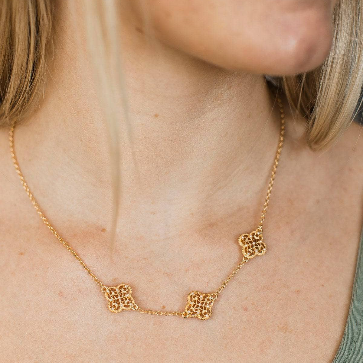 Looking Extravagant Filigree Necklace- Gold – The Pulse Boutique