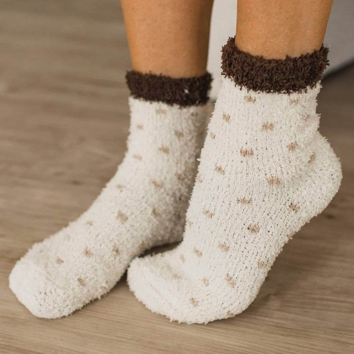 Majorly Cozy Fuzzy Knit Socks- Cream Spots – The Pulse Boutique