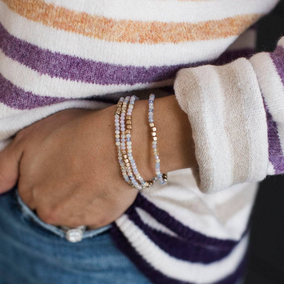 Absolutely Glowing Beaded Bracelet Set- Light Blue – The Pulse Boutique