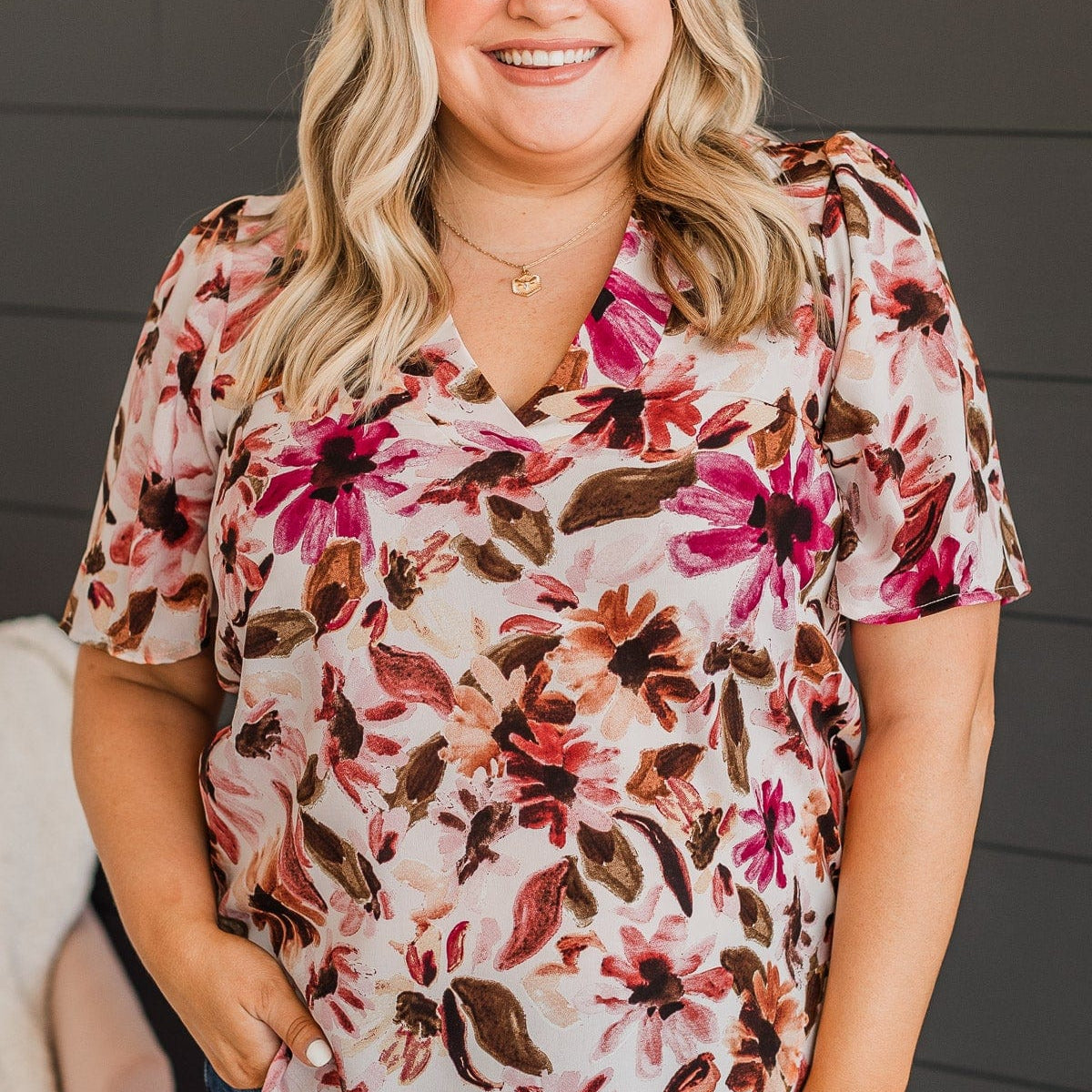 Irresistible Love Floral Top- Ivory – The Pulse Boutique