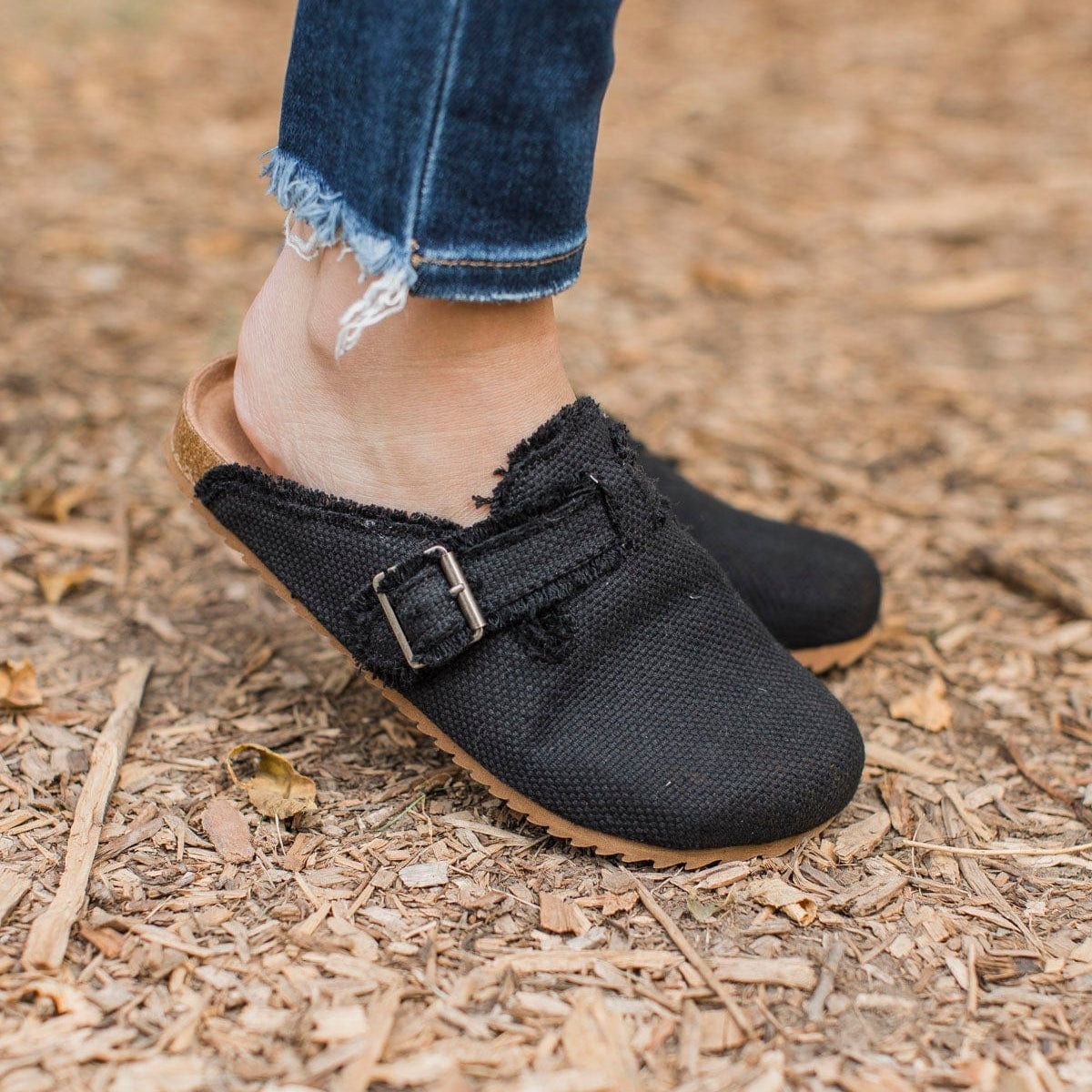 Very G Basket Mules- Black – The Pulse Boutique