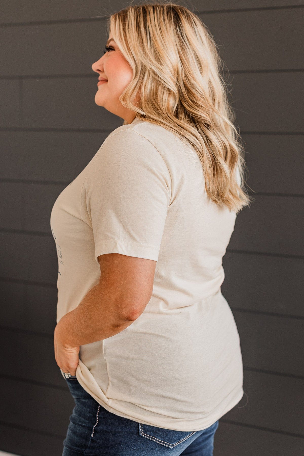 "Hand Picked Farm Fresh Pumpkins" Graphic Tee- Cream – The Pulse Boutique