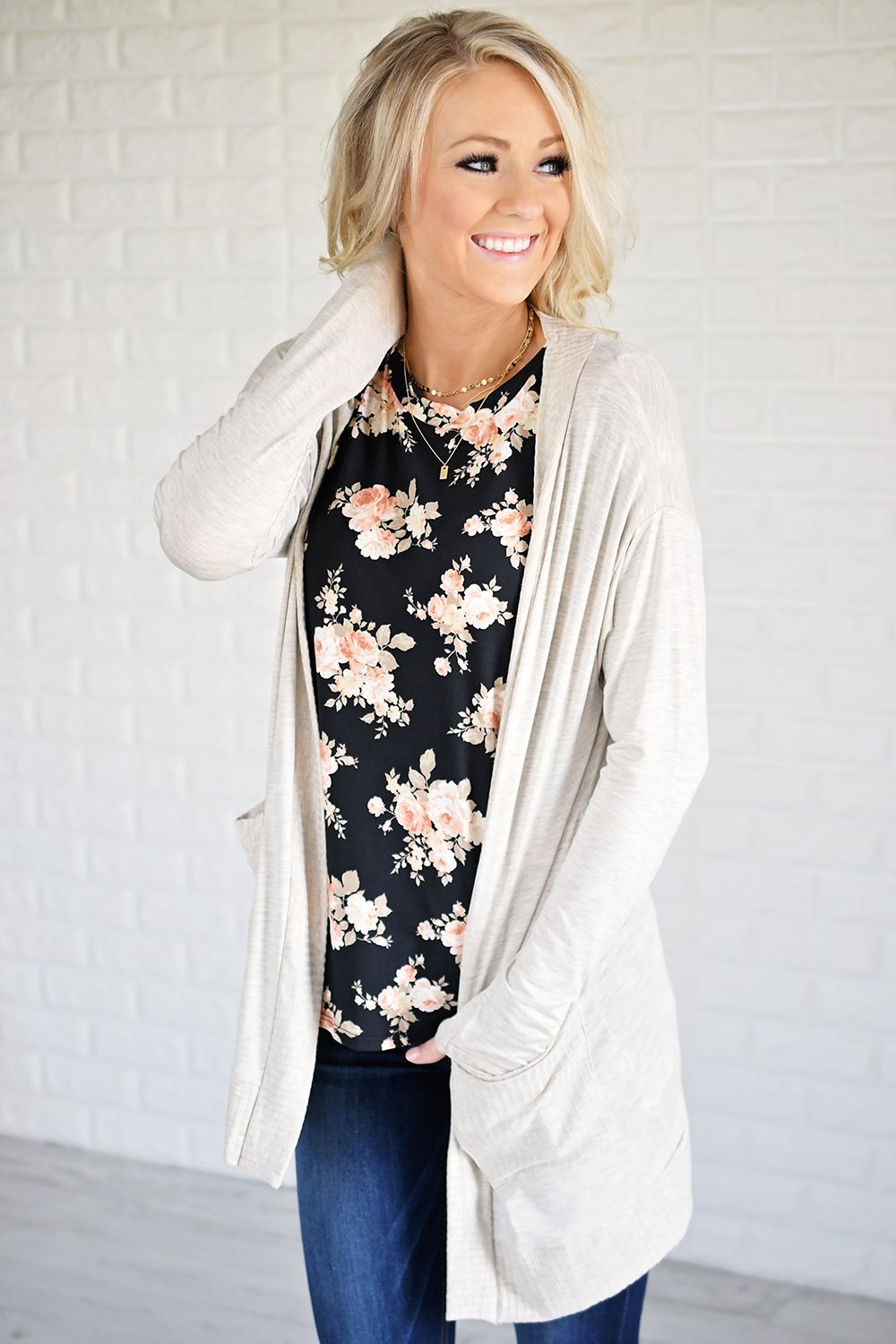 Basic Cream Cardigan – The Pulse Boutique