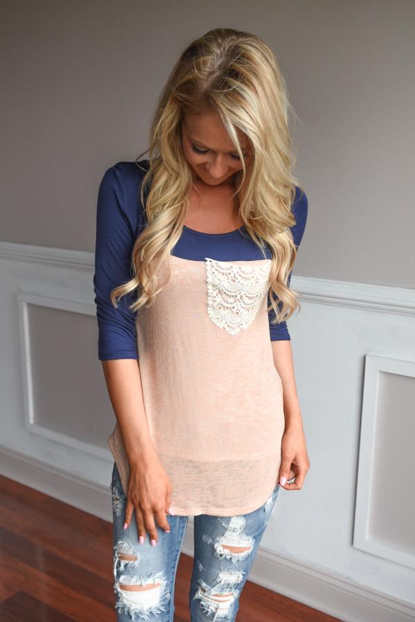 Navy & Peach Pocket Top – The Pulse Boutique