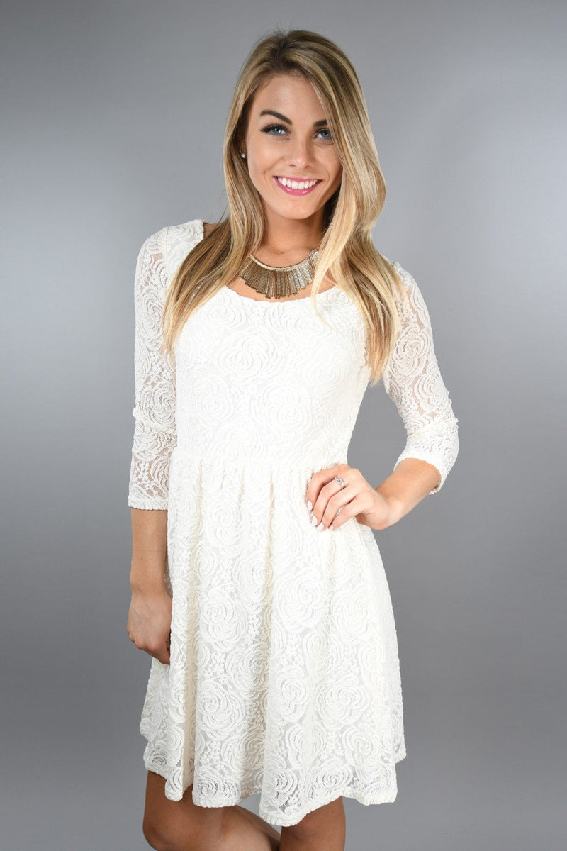 Cream Lace Dress – The Pulse Boutique