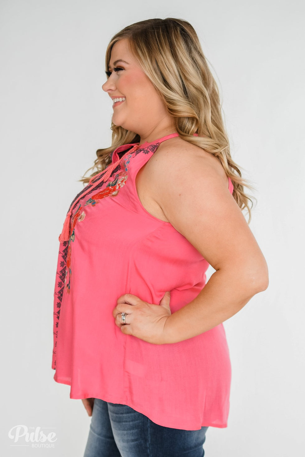 Embroidered Floral Halter Tank Top- Pink – The Pulse Boutique