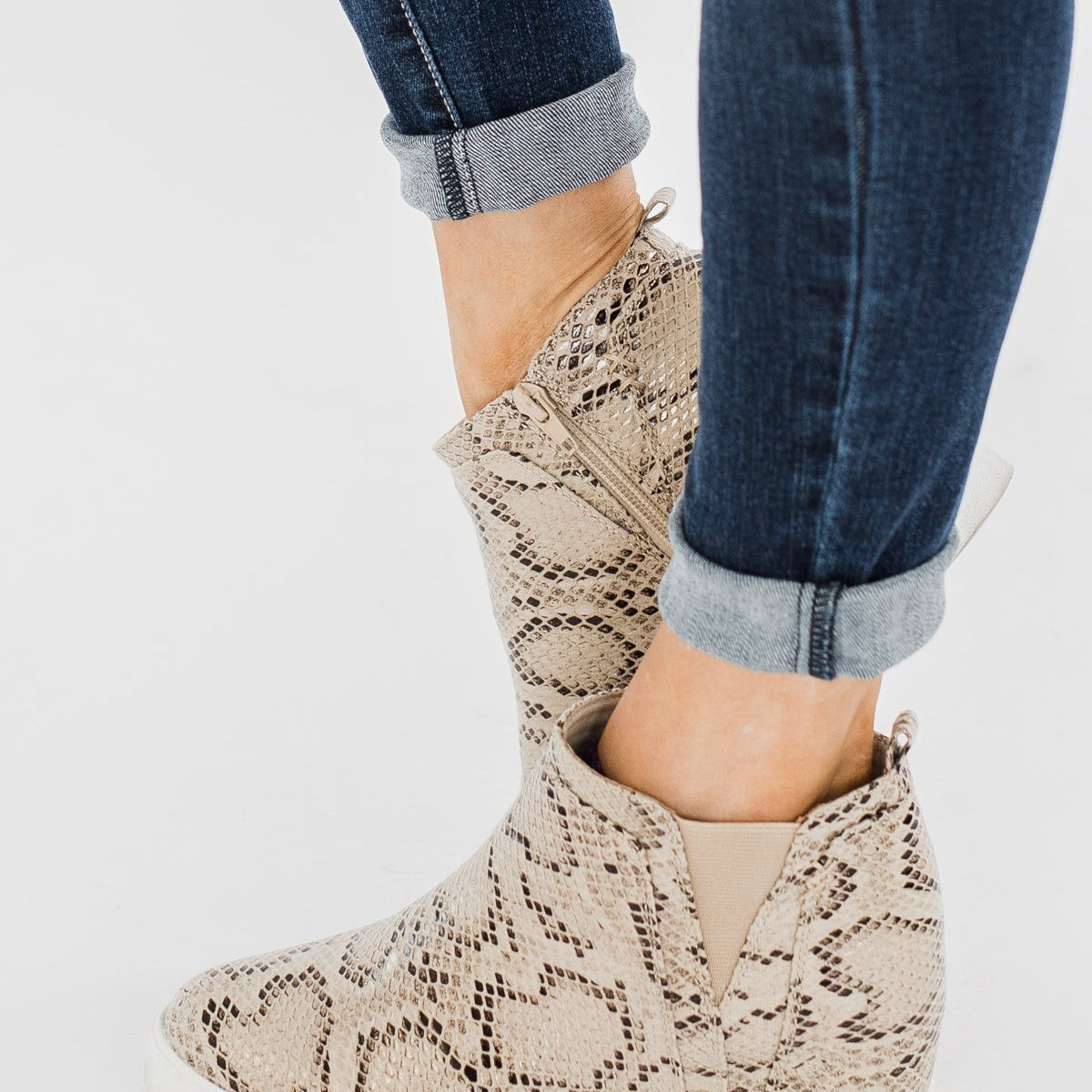 Sugar Glossy Wedges- Natural Snake Print – The Pulse Boutique