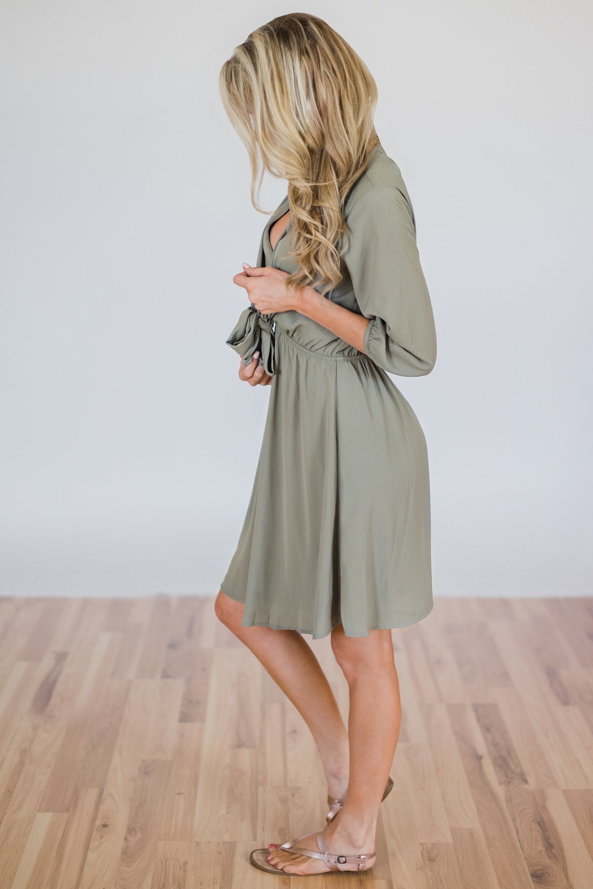 Calling Dibs Knot Dress- Sage Green – The Pulse Boutique