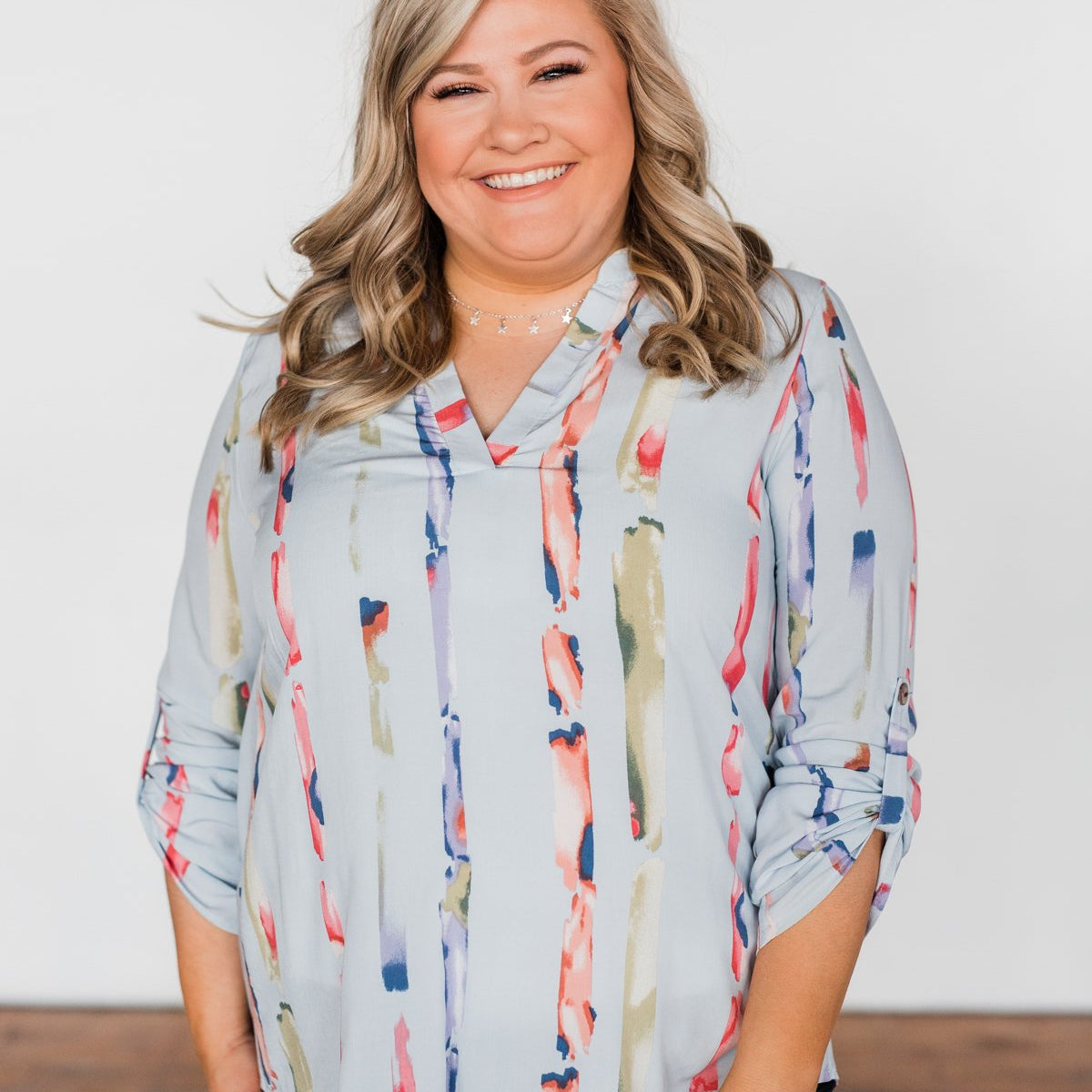 Perfectly Poise Printed V-Neck Top- Light Blue – The Pulse Boutique