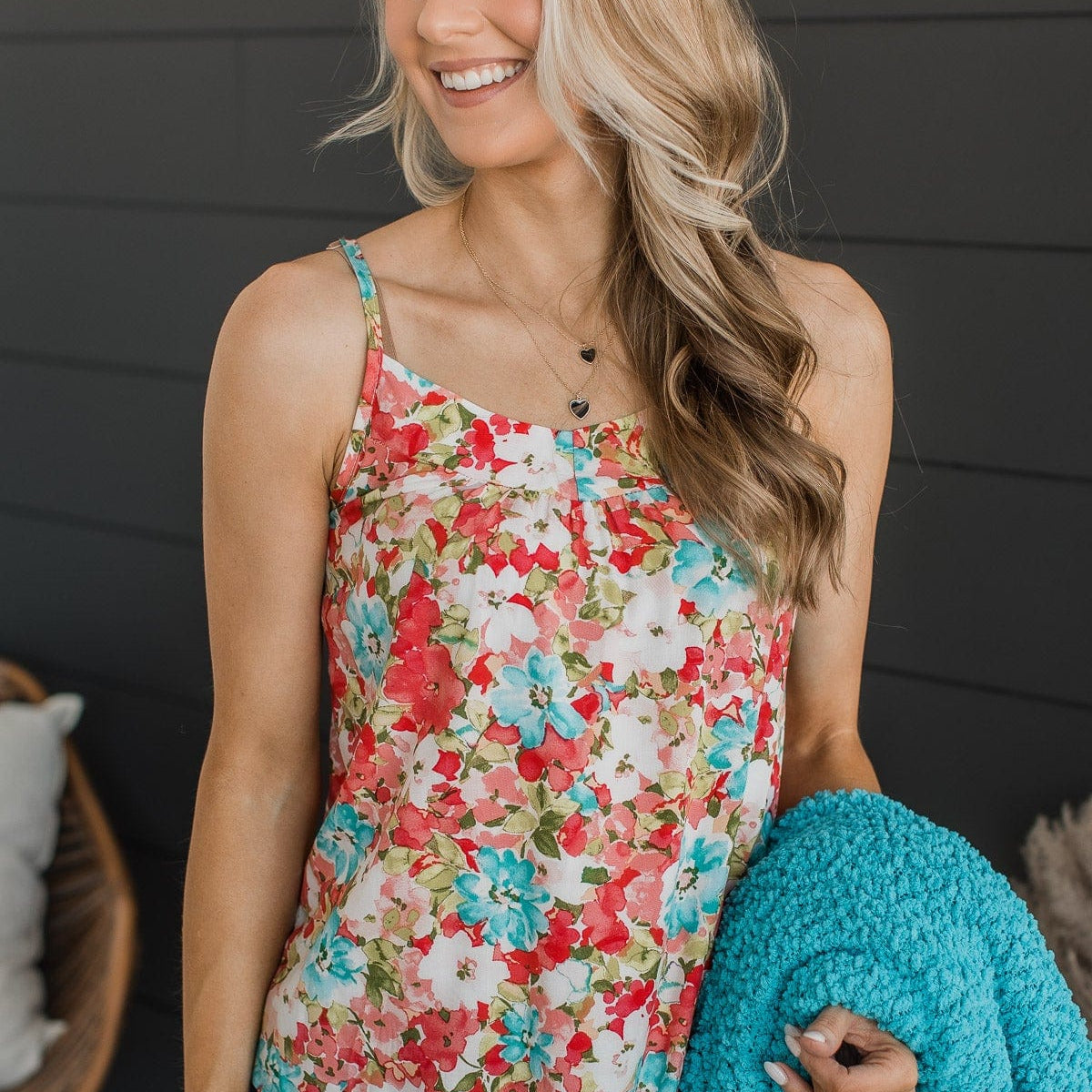 Lost In The Flowers Tank Top- Coral & Blue – The Pulse Boutique