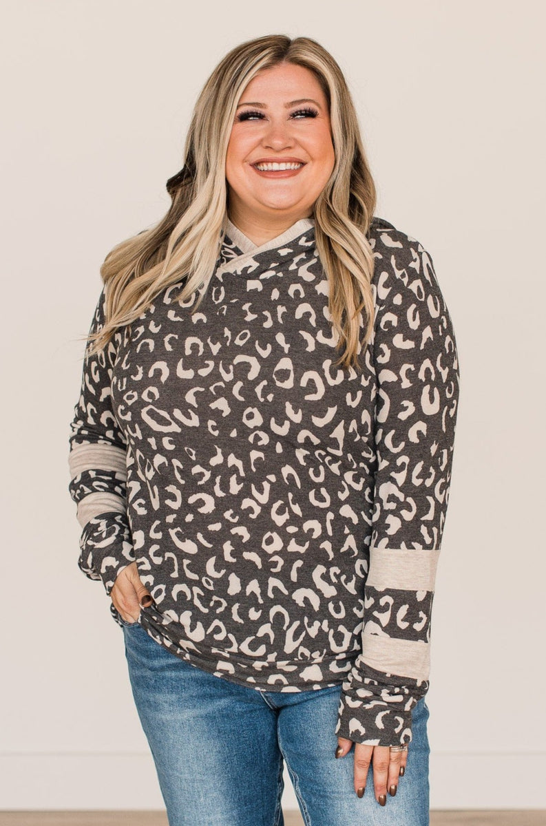 Standing Strong Lightweight Hooded Top- Charcoal – The Pulse Boutique