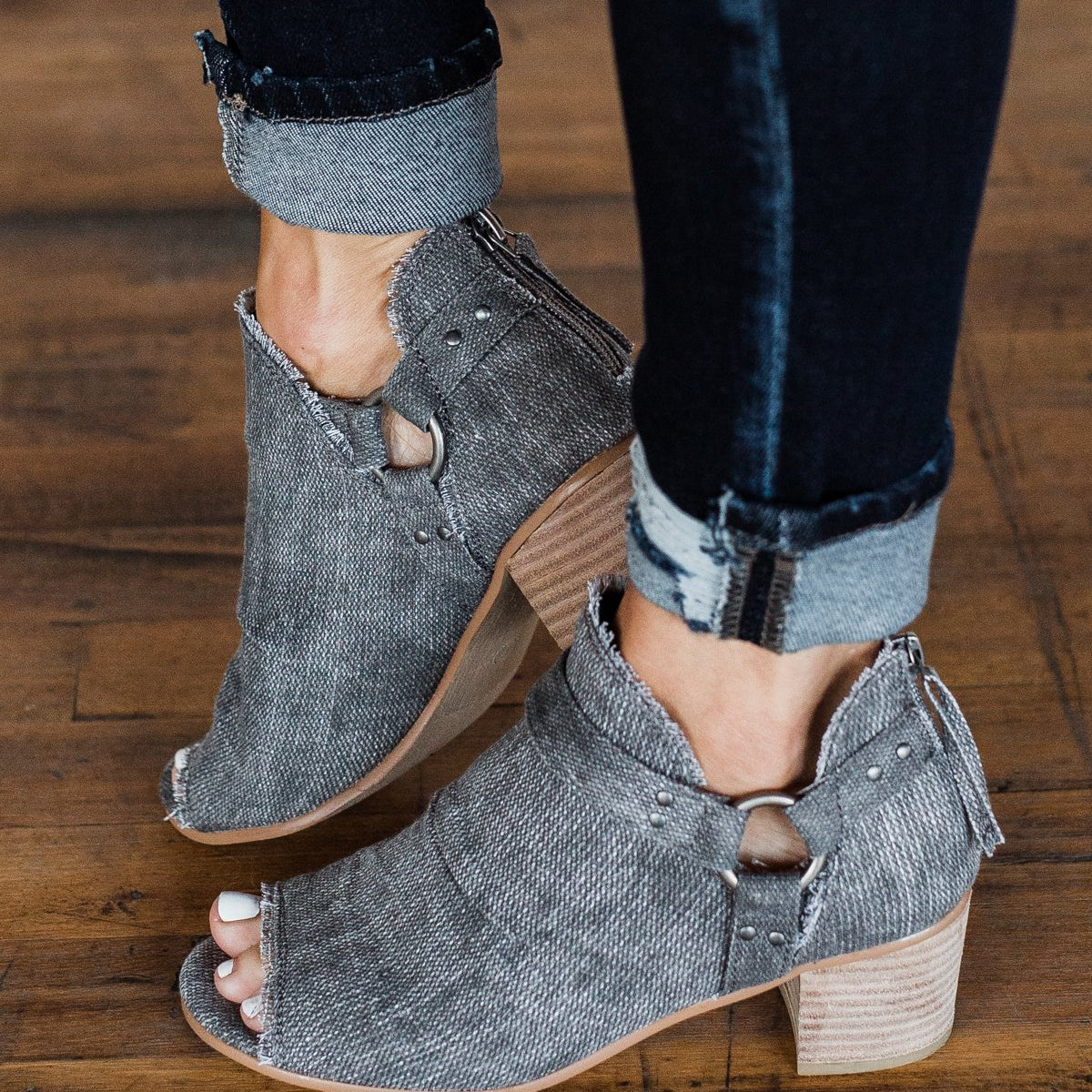 Very G Solange Booties- Grey – The Pulse Boutique