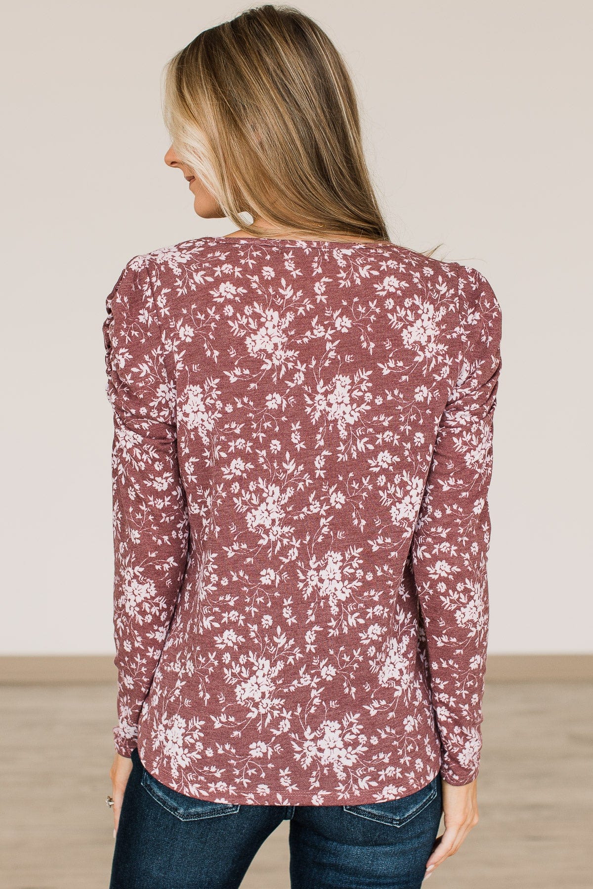 Unwavering Confidence Ruched Sleeve Top- Dusty Maroon – The Pulse Boutique