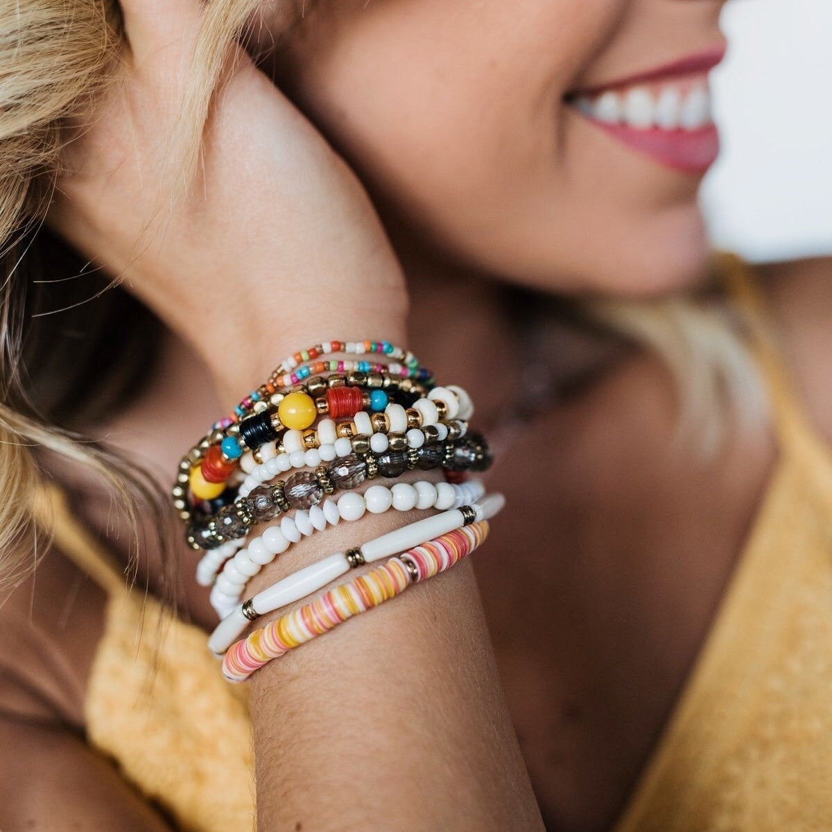 Stackable Multi-Colored Beaded Bracelet Set – The Pulse Boutique