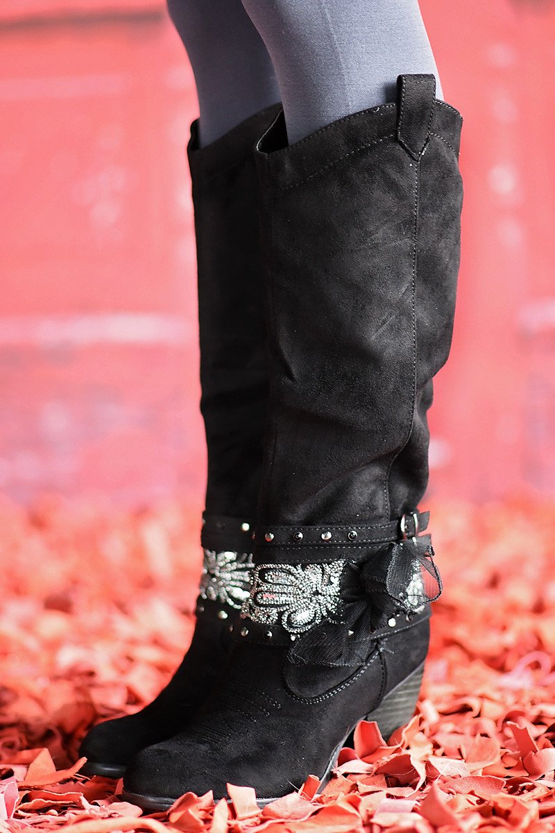 Last Stand Black Boots – The Pulse Boutique