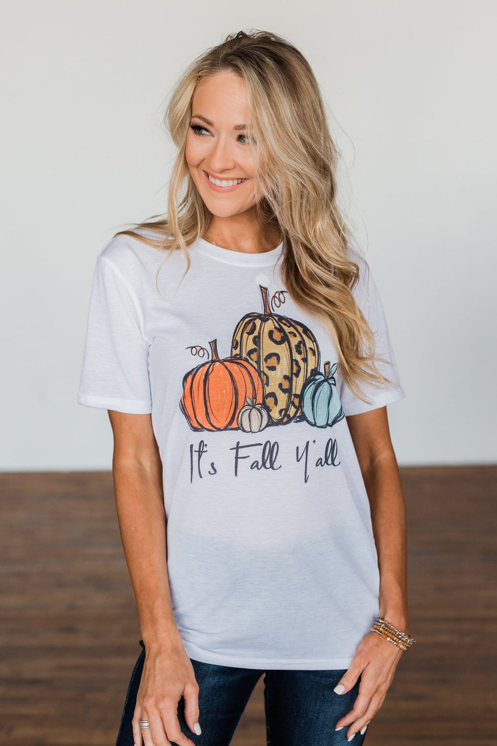 "It's Fall Y'all" Pumpkin Graphic Tee- White – The Pulse Boutique