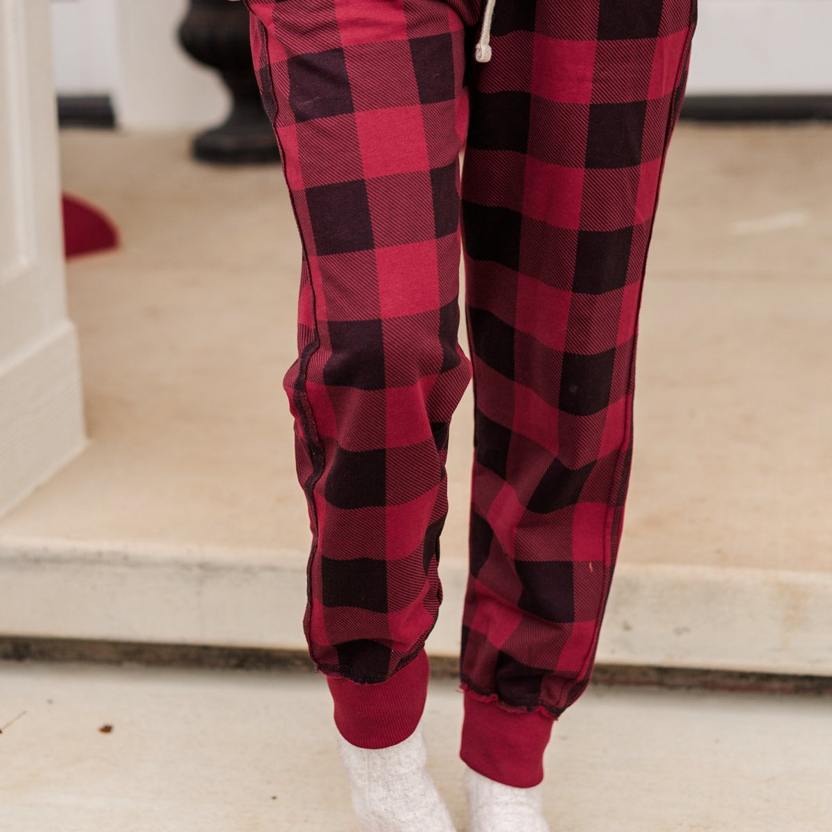 Winter Dreams Buffalo Plaid Joggers- Red & Black – The Pulse Boutique